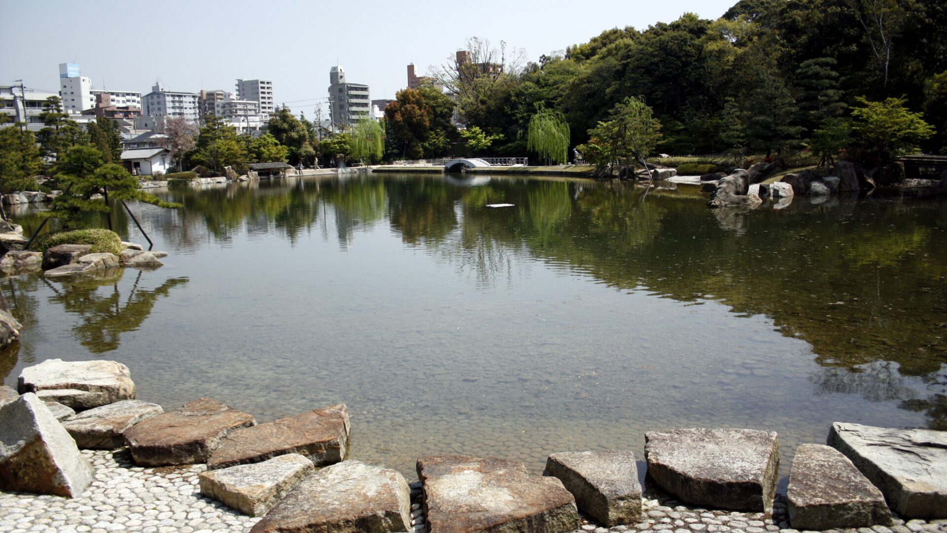 愛知・名古屋の日本庭園13選！四季折々の美しい庭園を見ながら癒されよう | tabemaro（たべまろ）