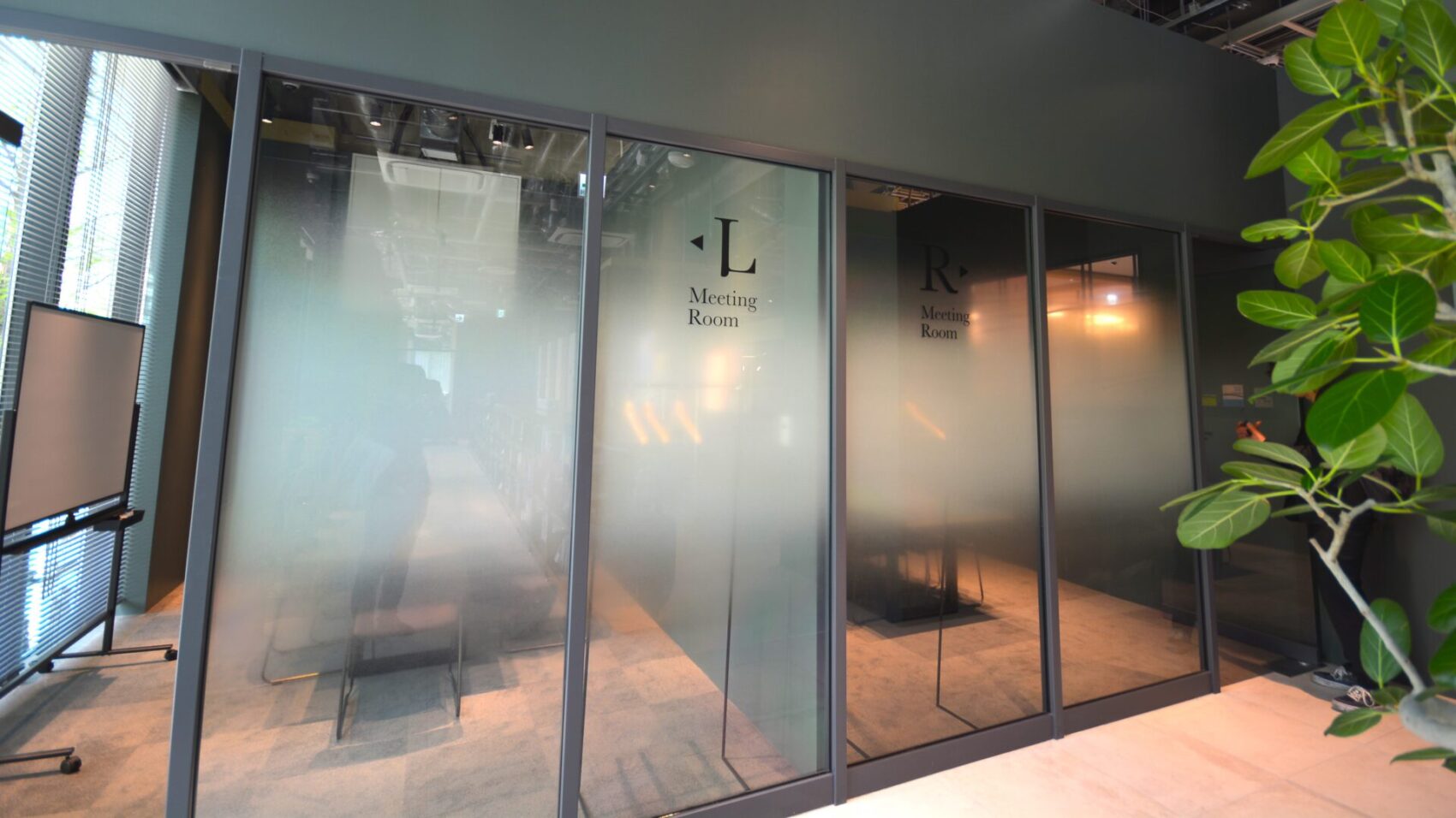 入場料のある本屋「文喫 栄」が中日ビルにオープン 過去最大規模での出店 | tabemaro（たべまろ）