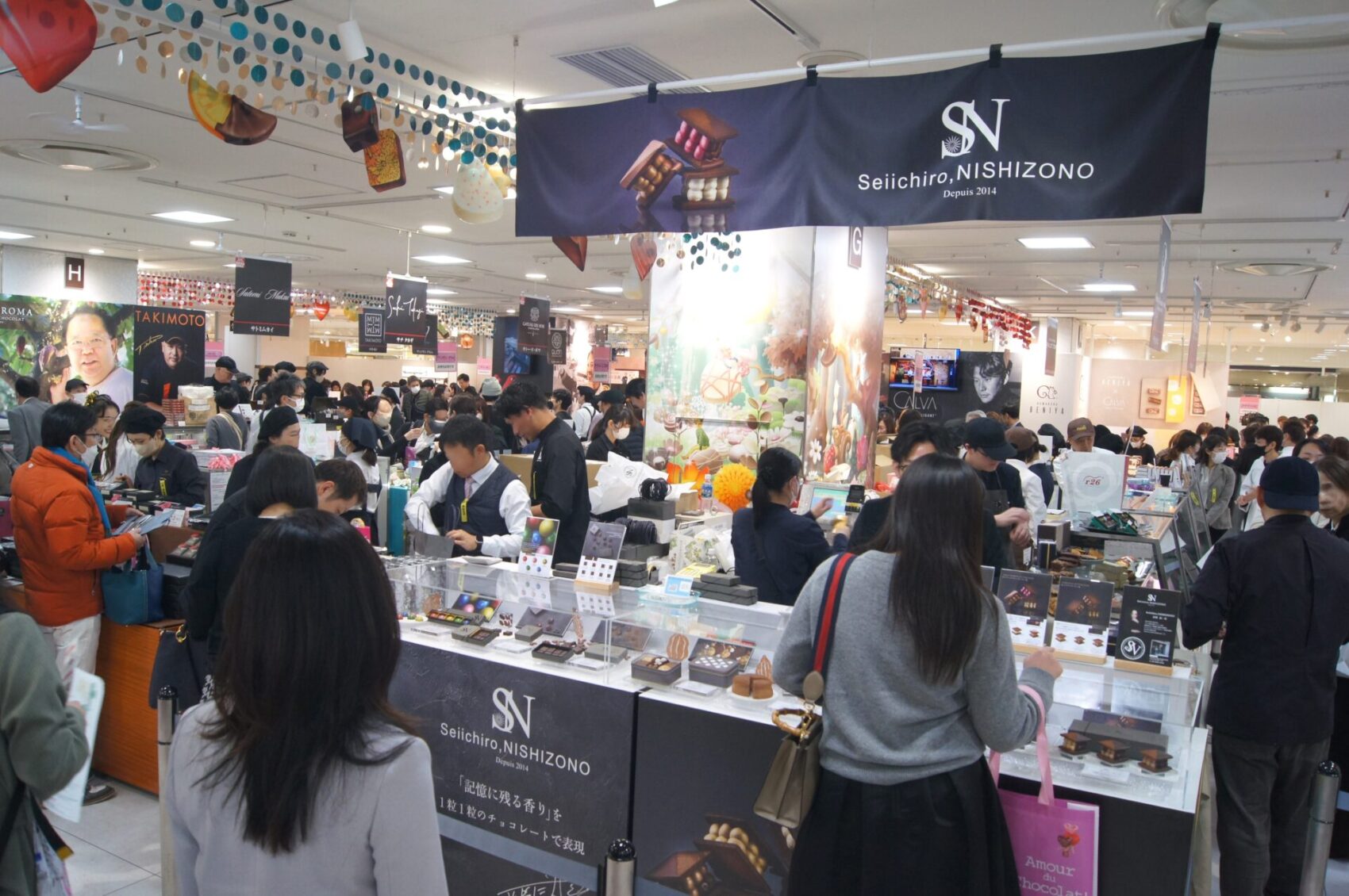 【JR名古屋タカシマヤ】「2025 アムール・デュ・ショコラ」徹底攻略！注目ブランドや予約方法も | tabemaro（たべまろ）